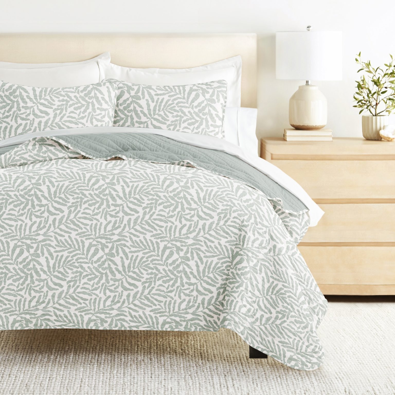 3-Piece Woodland Fern Quilt | Patterned Quilts, Quilts and Coverlets ...